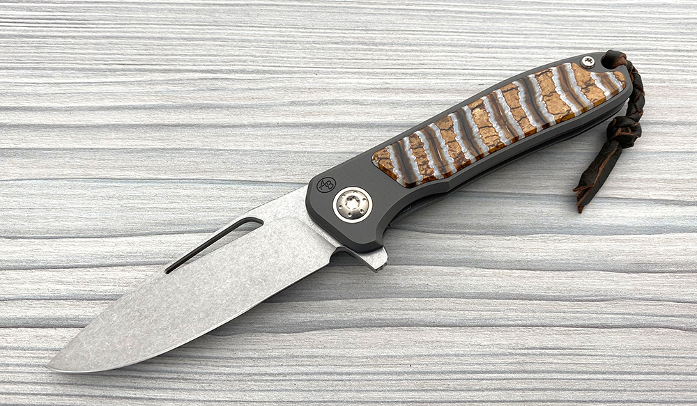 Stonewashed imambaⓇ Flipper in Mammoth Molar: African Sporting Creations