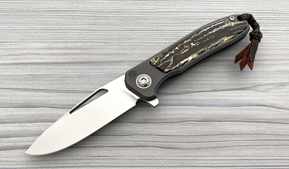 imambaⓇ Mirror Flipper in Brown Kudu Bone: African Sporting Creations