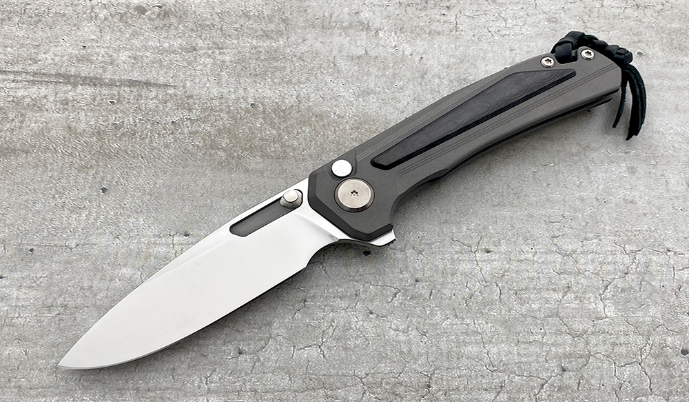 Turaco Mirror Flipper in Uni-Black Carbon Fiber: African Sporting Creations